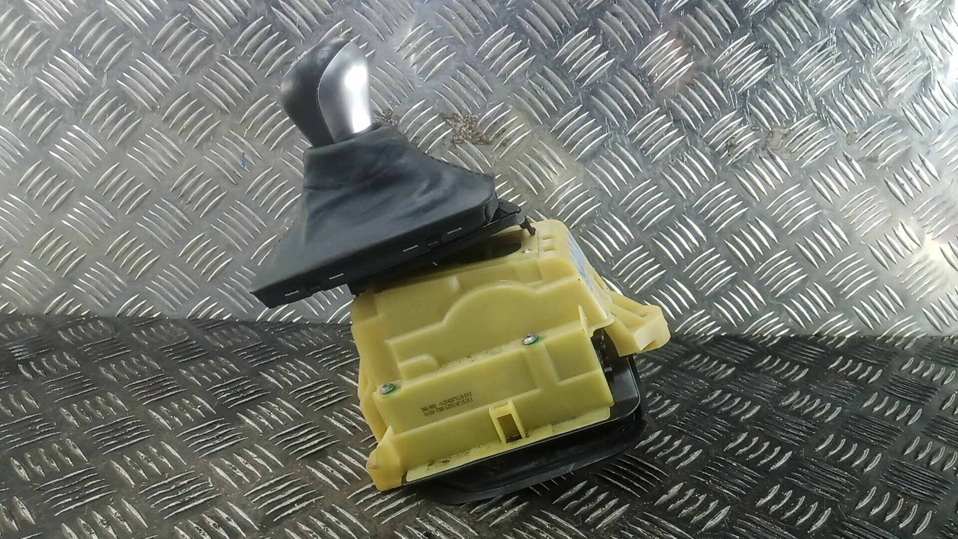 Кулиса КПП MERCEDES BENZ E-CLASS W212, Номер A2042678124Q02