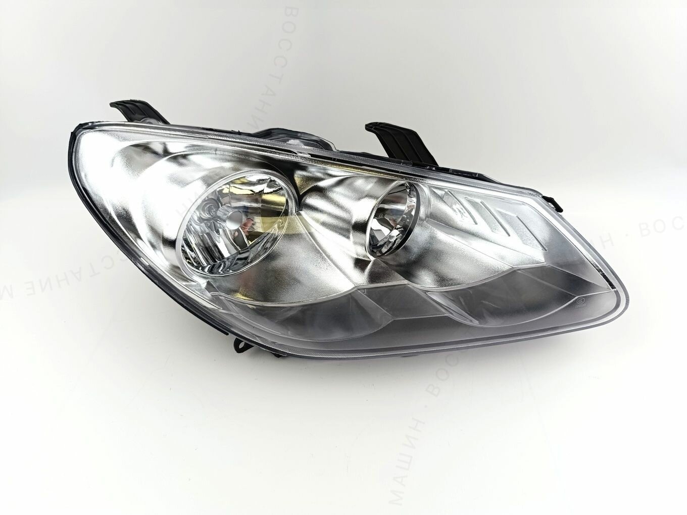 Фара передняя правая (с корректором) для Chery M11, M12 / M11-3772020BA