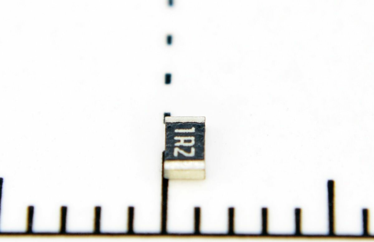 Резистор YAGEO AC0805JR-071R2L Резистор 0805 1.2 Ом 5П 200 ppm/K 1шт