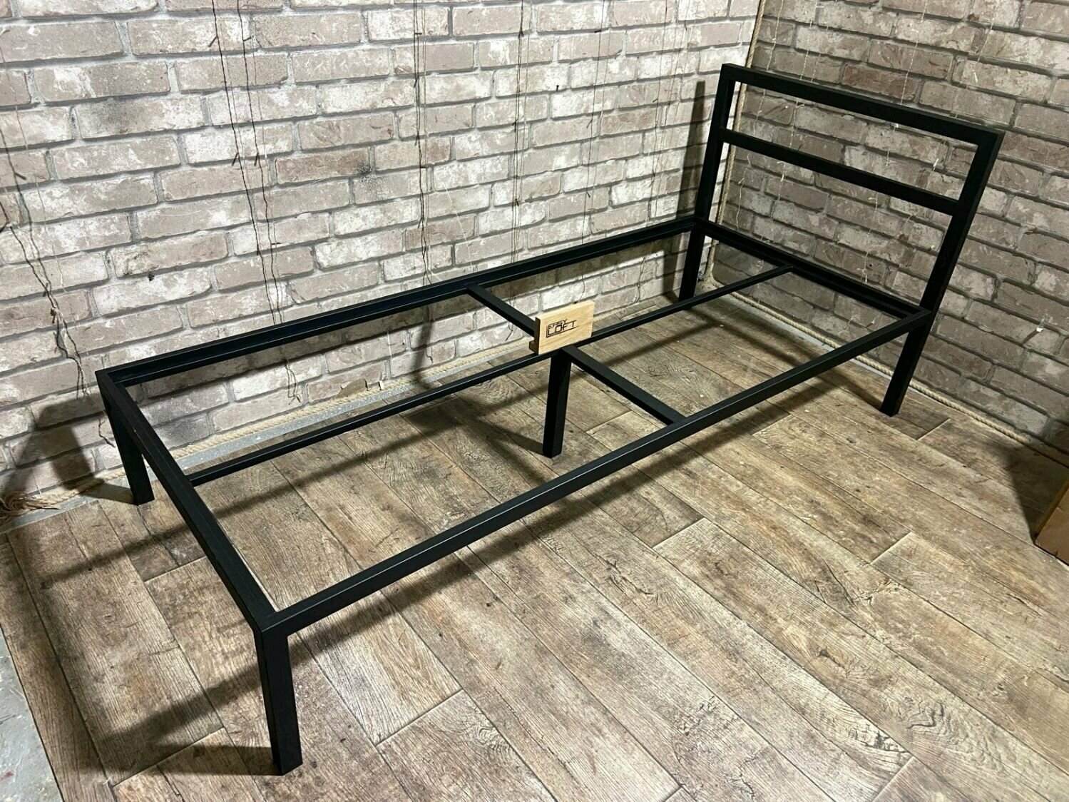 Кровать "EasyLOFT" в стиле лофт, односпальная, без изголовья, без матраса, 94х30х206 см.