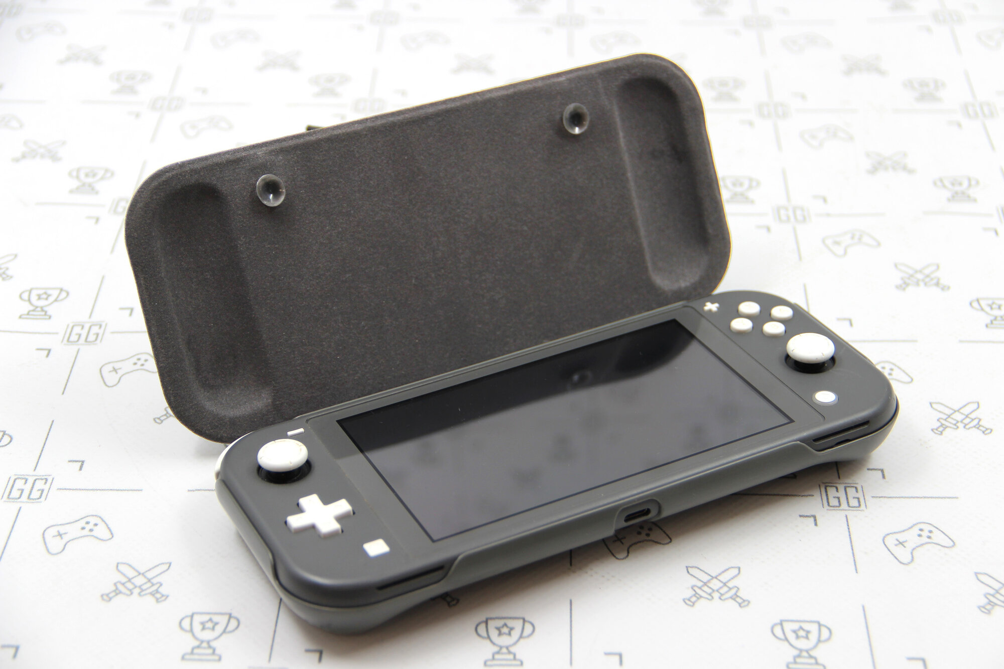 Игровая приставка Nintendo Switch Lite Grey 256 GB HWFLY