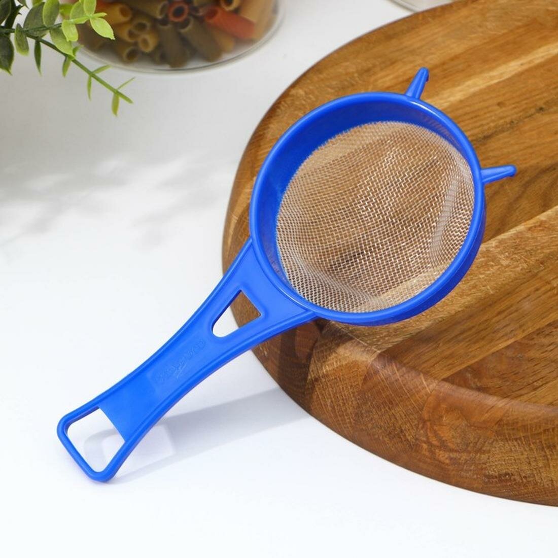 Сито для просеивания с ручкой Доляна, d=9 см, цвет в ассортименте, пластик