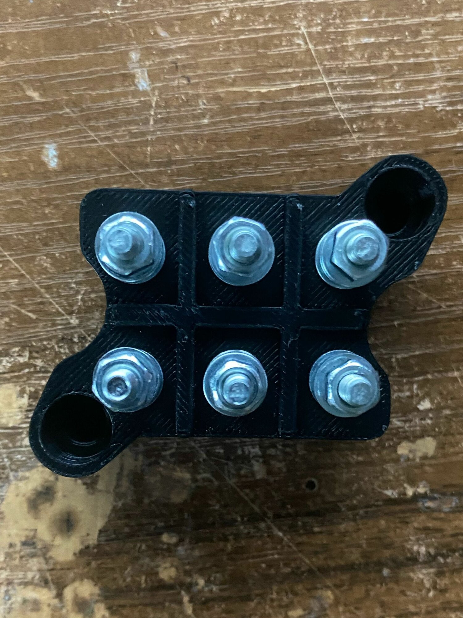 Колодка клеммная для электродвигателя, 57мм х 50мм.