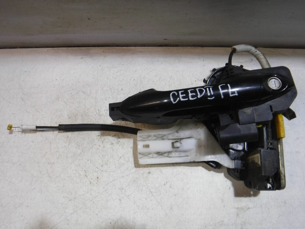 Замок двери передней левой Kia Ceed II