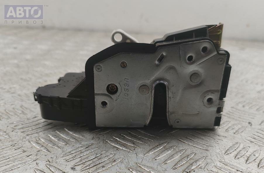 Замок двери передней правой BMW 3 E46 (1998-2006)