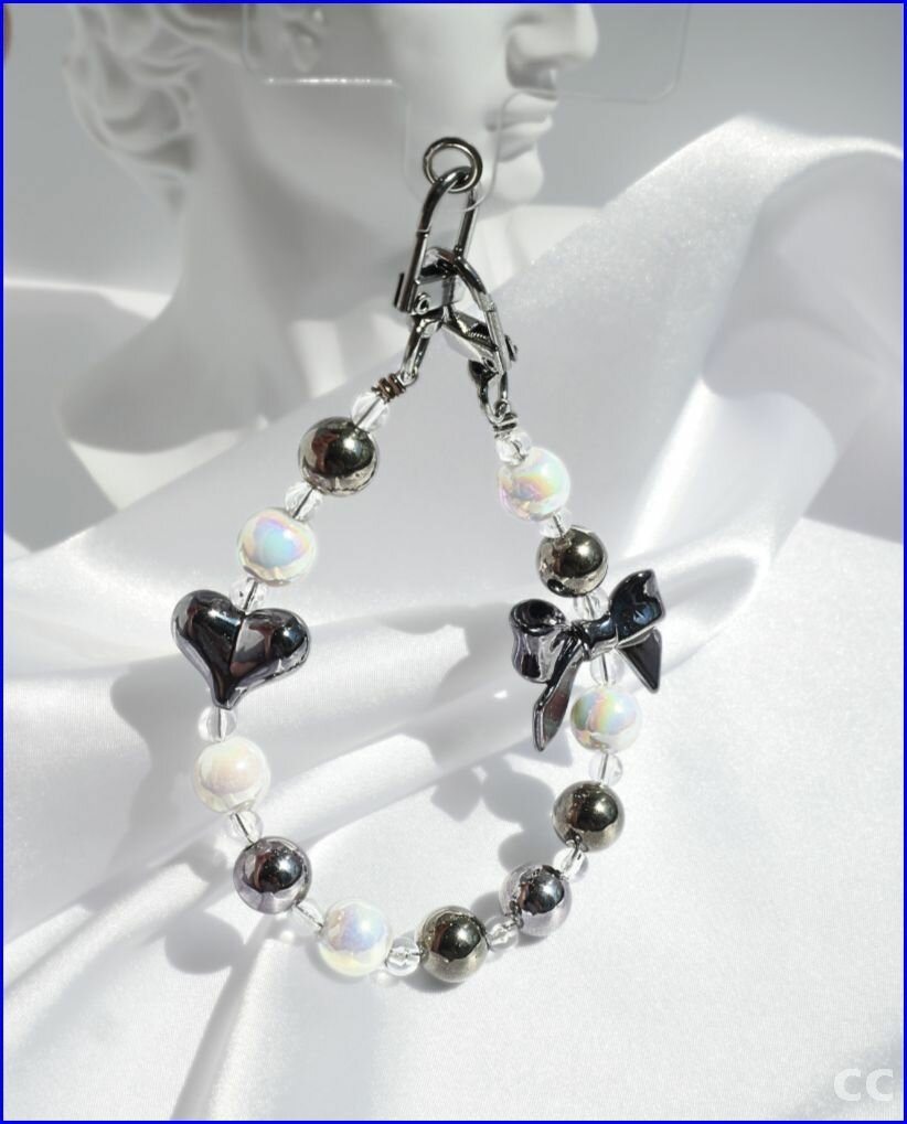 Брелок для телефона