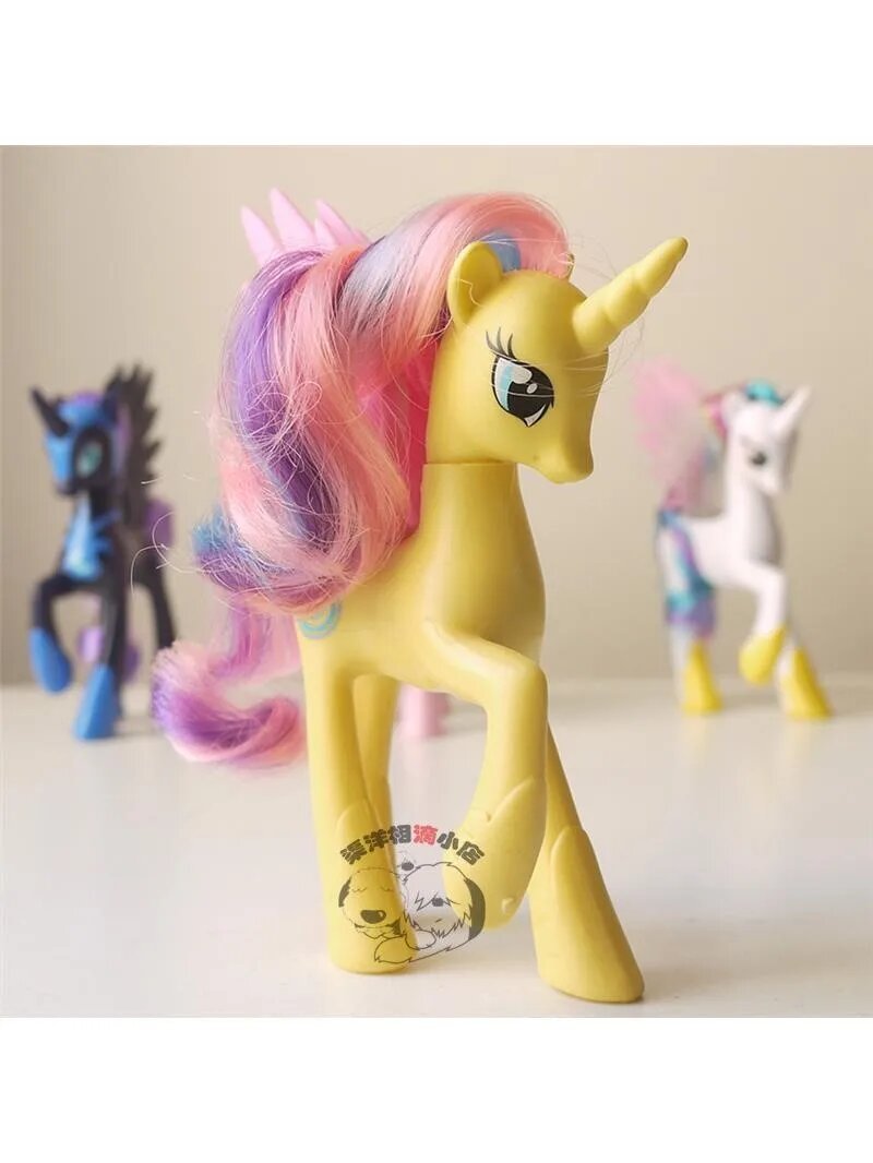Фигурка пони My Little Pony, цвет P11 019, 10-13 см