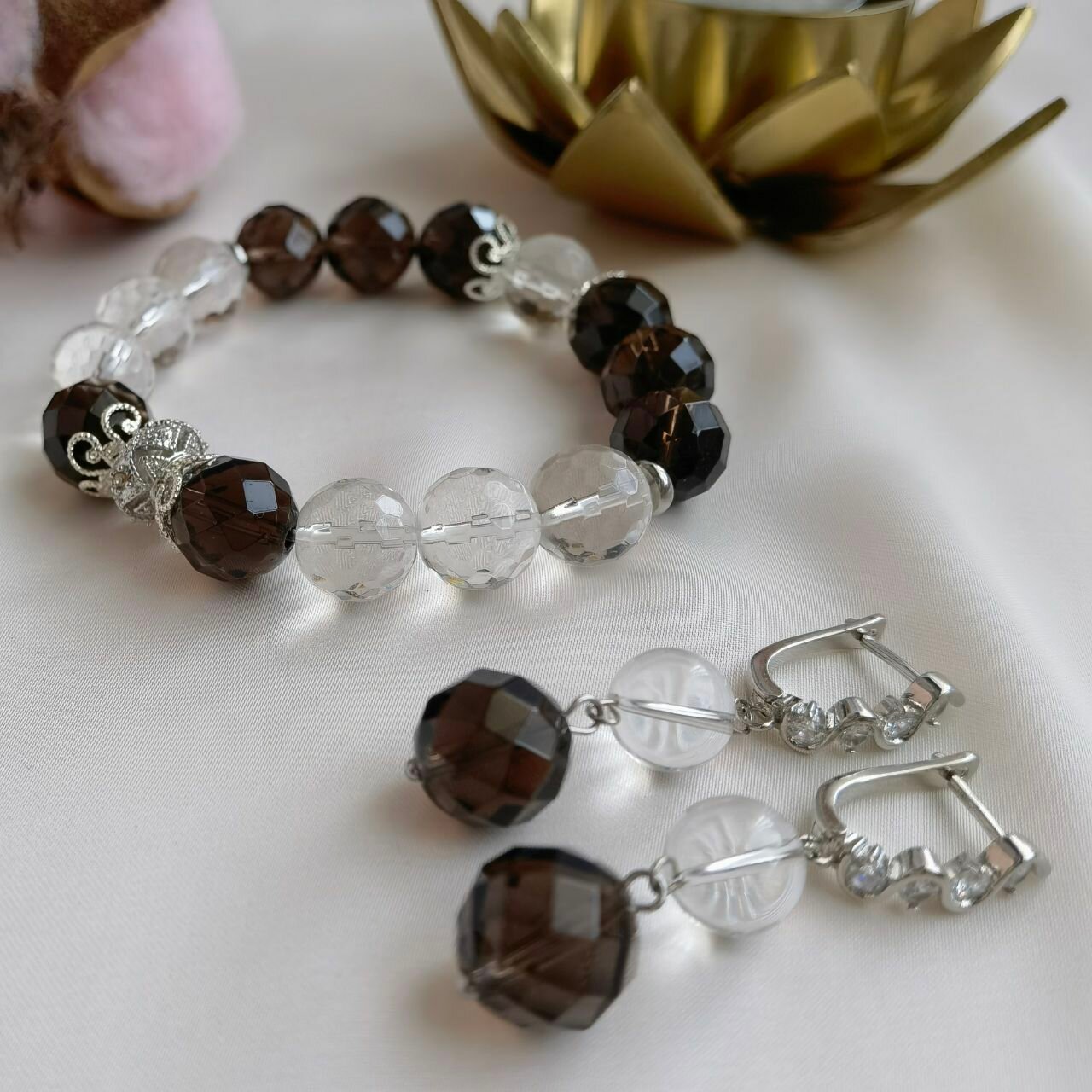 Комплект бижутерии: серьги, браслет, раухтопаз, горный хрусталь