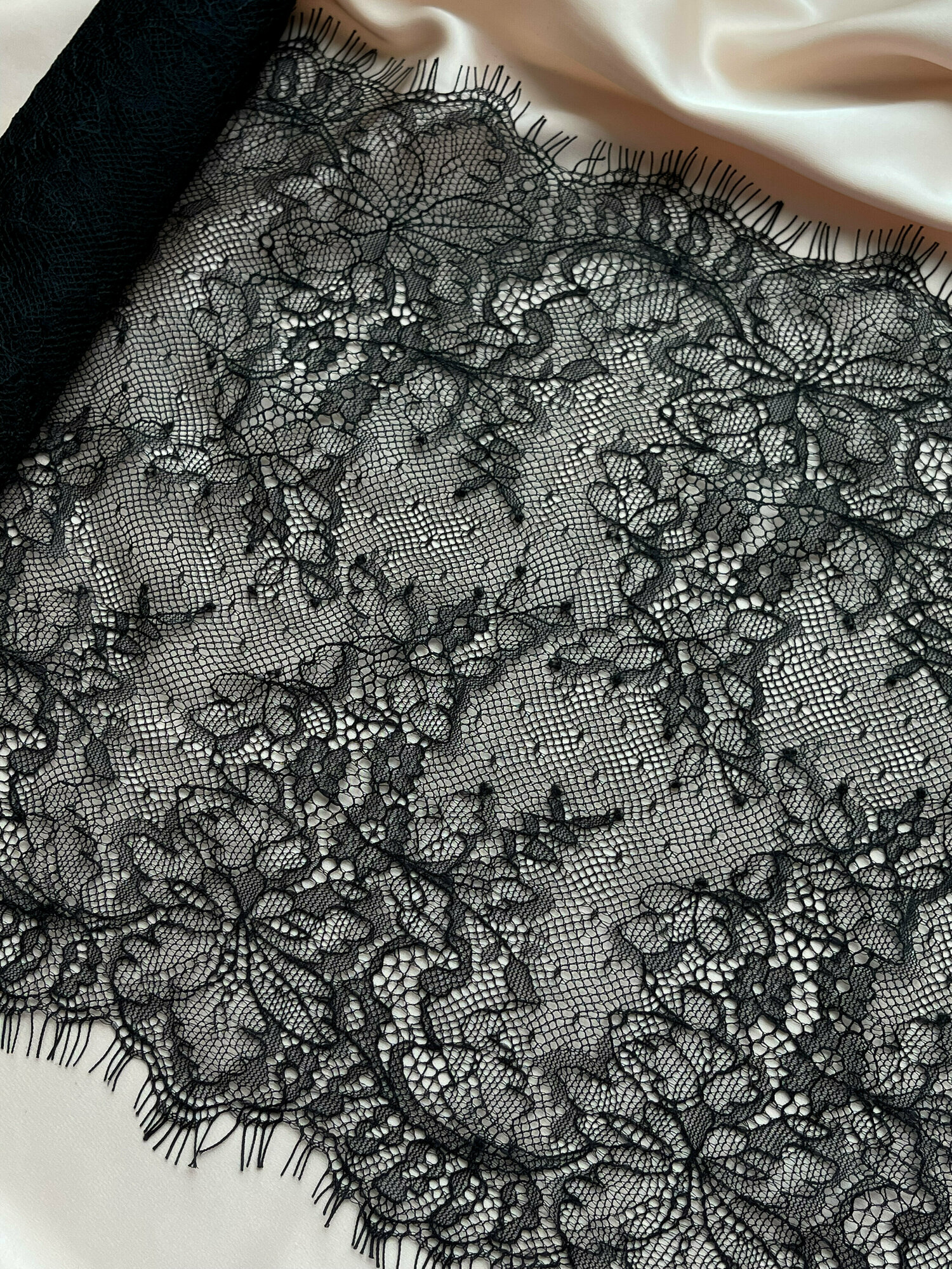 Кружево черное 240 мм, купон 3 метра