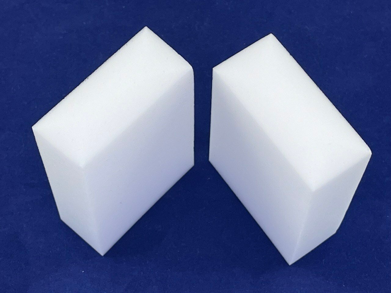 Меламиновые губки для глубокой очистки загрязненных поверхностей: на кухне, обуви, одежды, мебели, стен