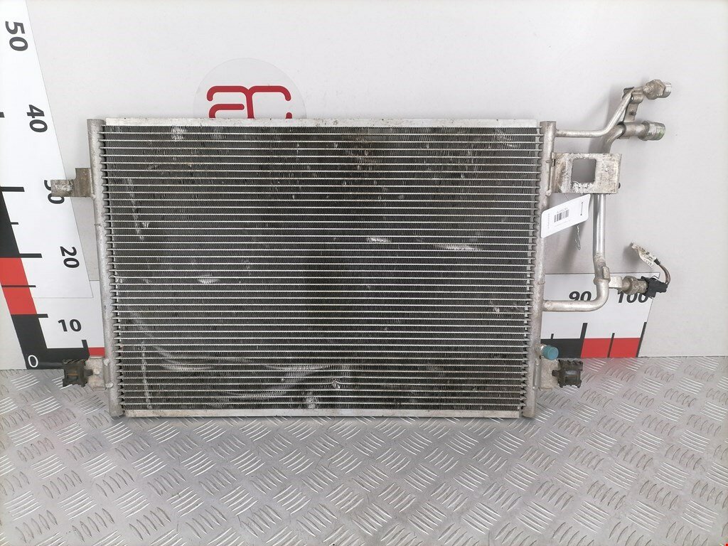 Радиатор кондиционера Audi A4 B5 8D0260403H арт. 1573079