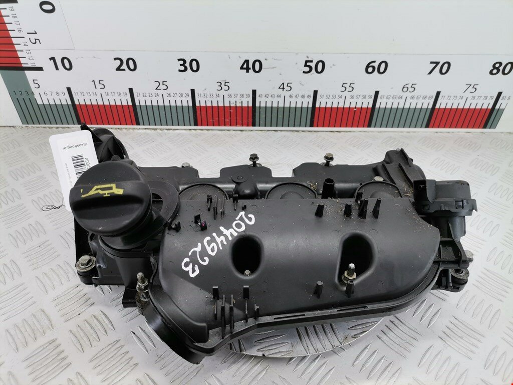 Крышка клапанная Peugeot 407 0248L8 арт. 2062064