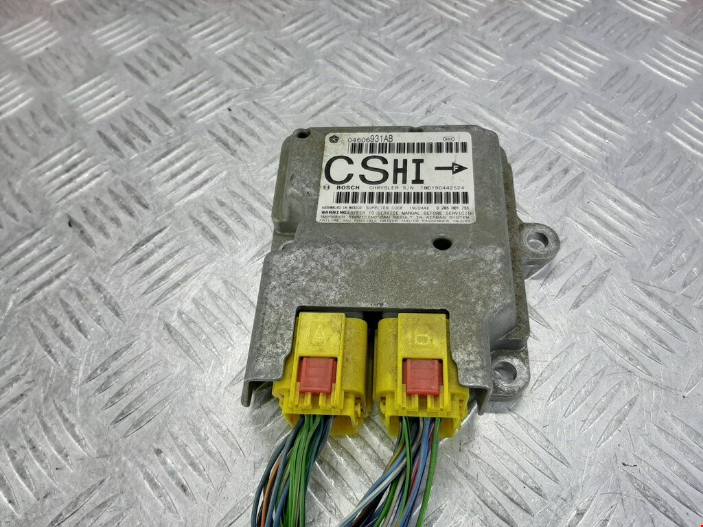 Блок управления Air Bag Chrysler Pacifica 1 04606931AB арт. 752312