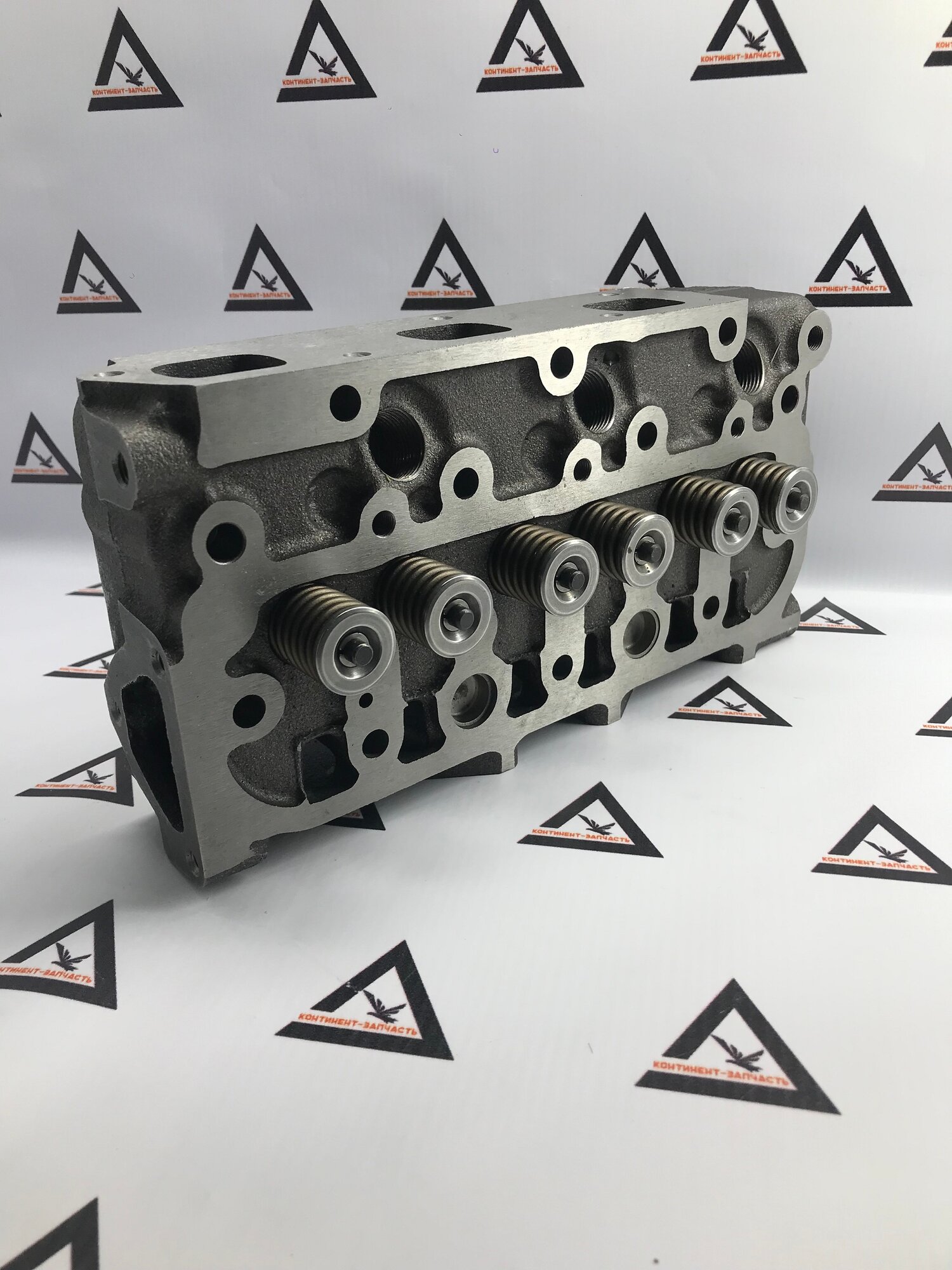 ГБЦ Kubota D722 (17575-03040/17575-03042)