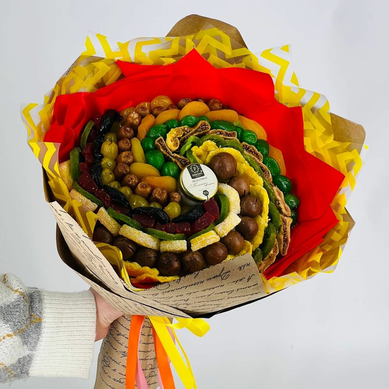 Букет из сухофруктов. Подарок на Рамадан