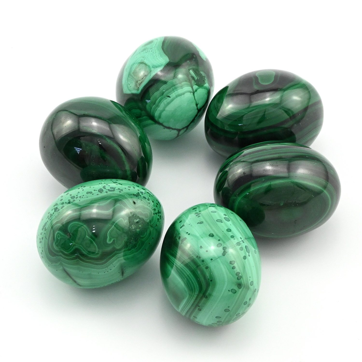 Яйцо из малахита 27*27*35мм, 50-59г .