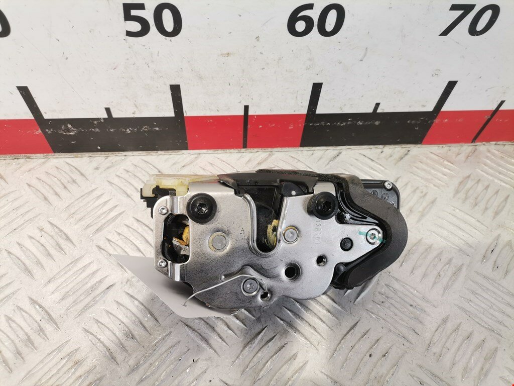 Замок двери задней правой Chevrolet Equinox 2 13579552 арт. 1458971