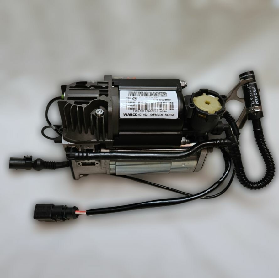 Компрессор пневмоподвески VW Touareg GP (2003-2010), PORSCHE Cayenne 955/957 (2002-2010) Оригинал "Как новый"