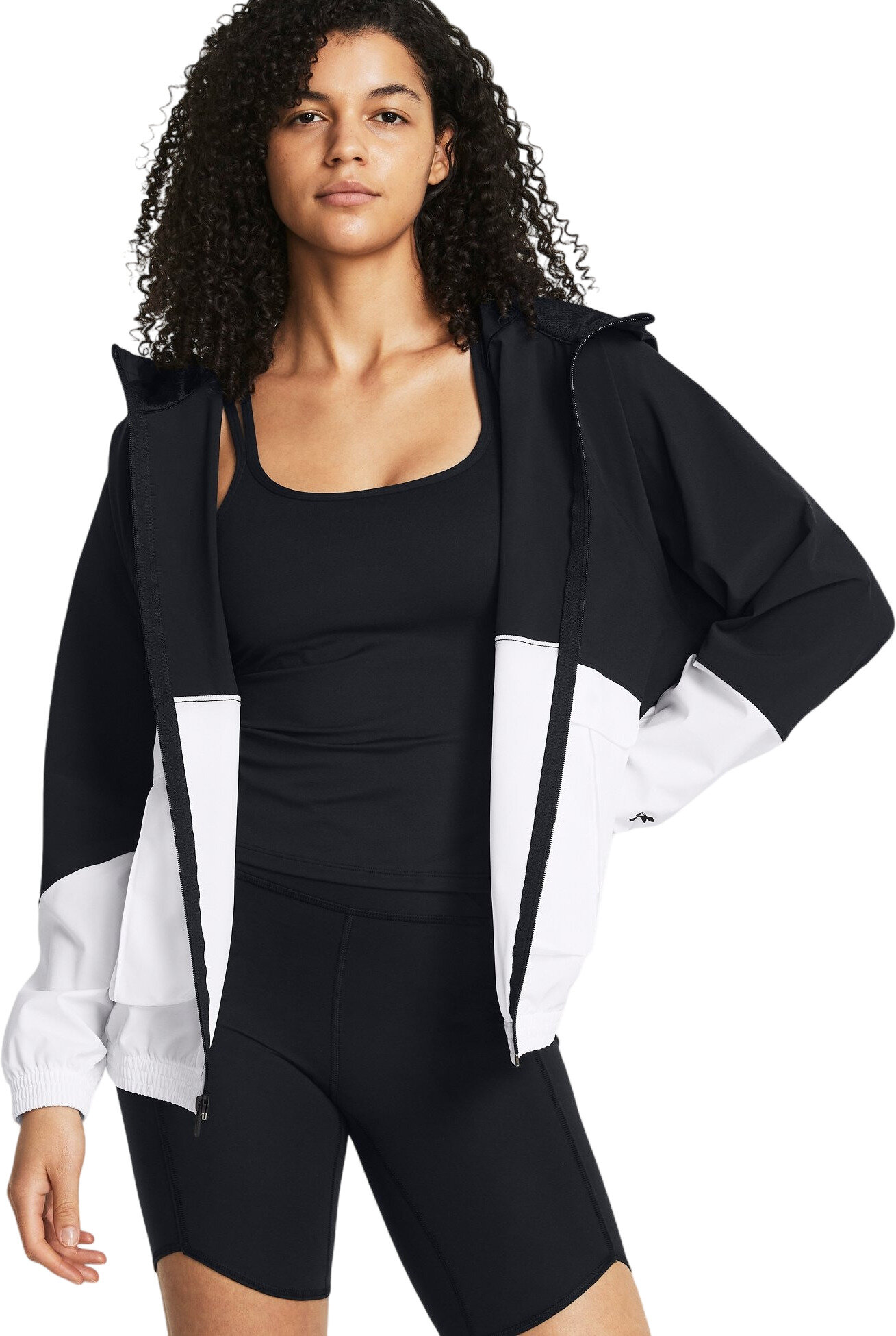 Куртка спортивная