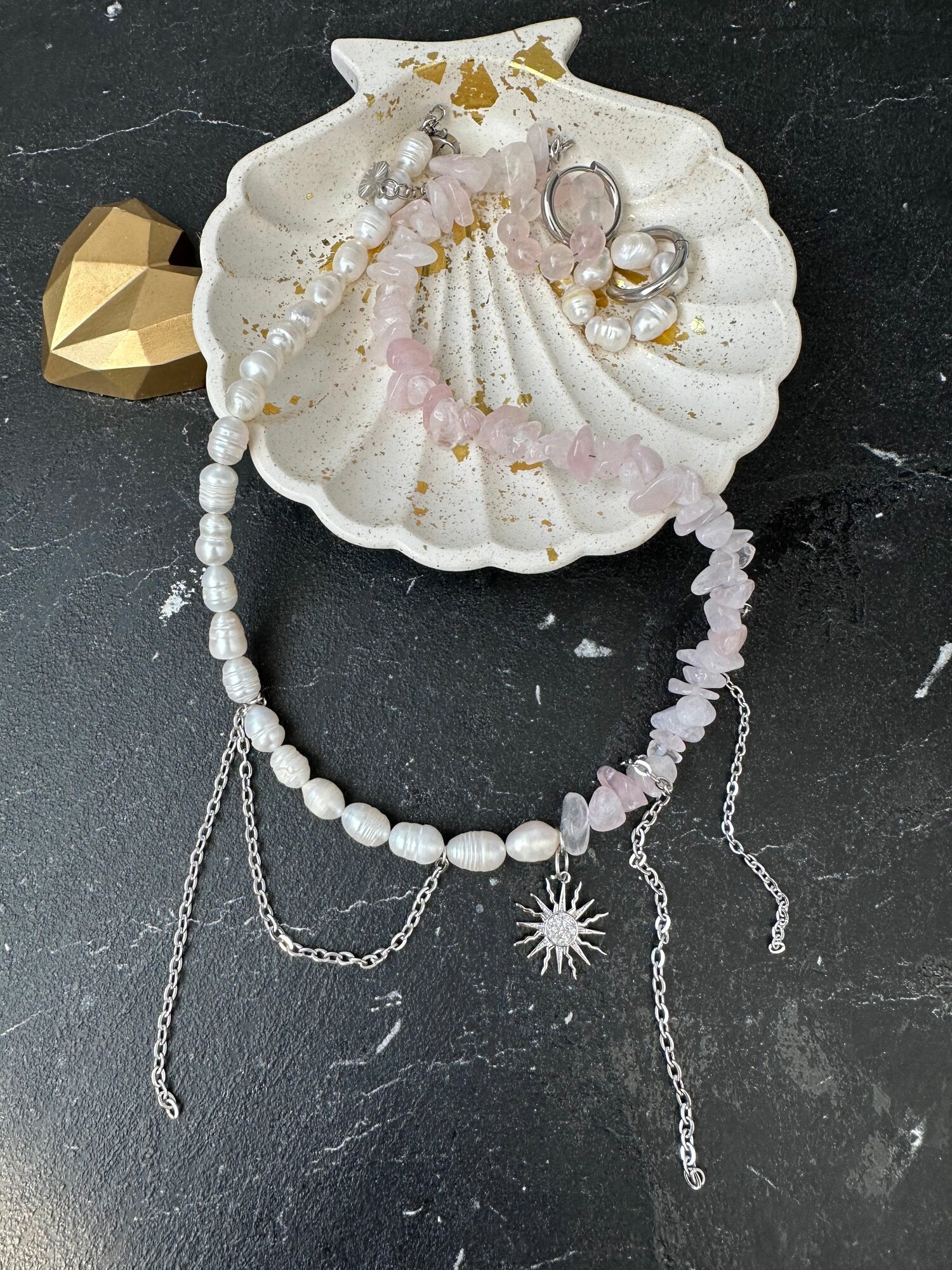 Чокер, розовый кварц