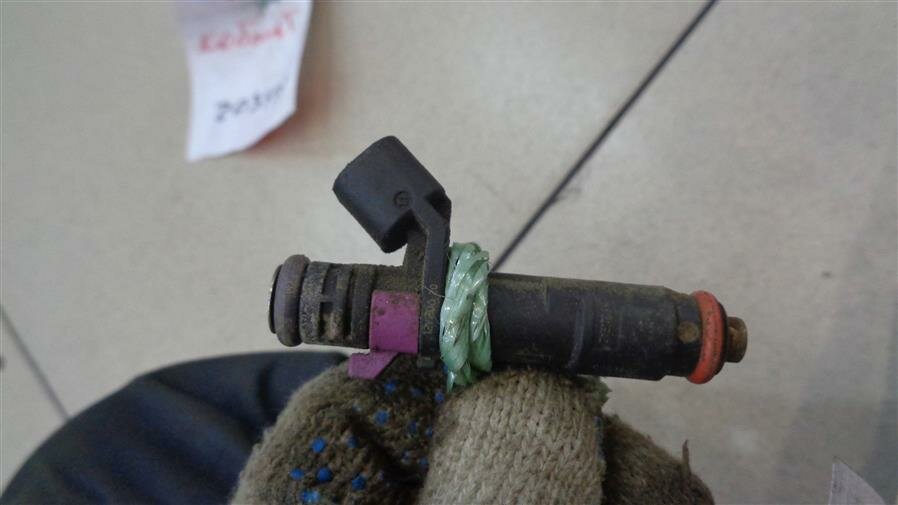 Форсунка инжекторная от Chevrolet Cobalt 2012-2015