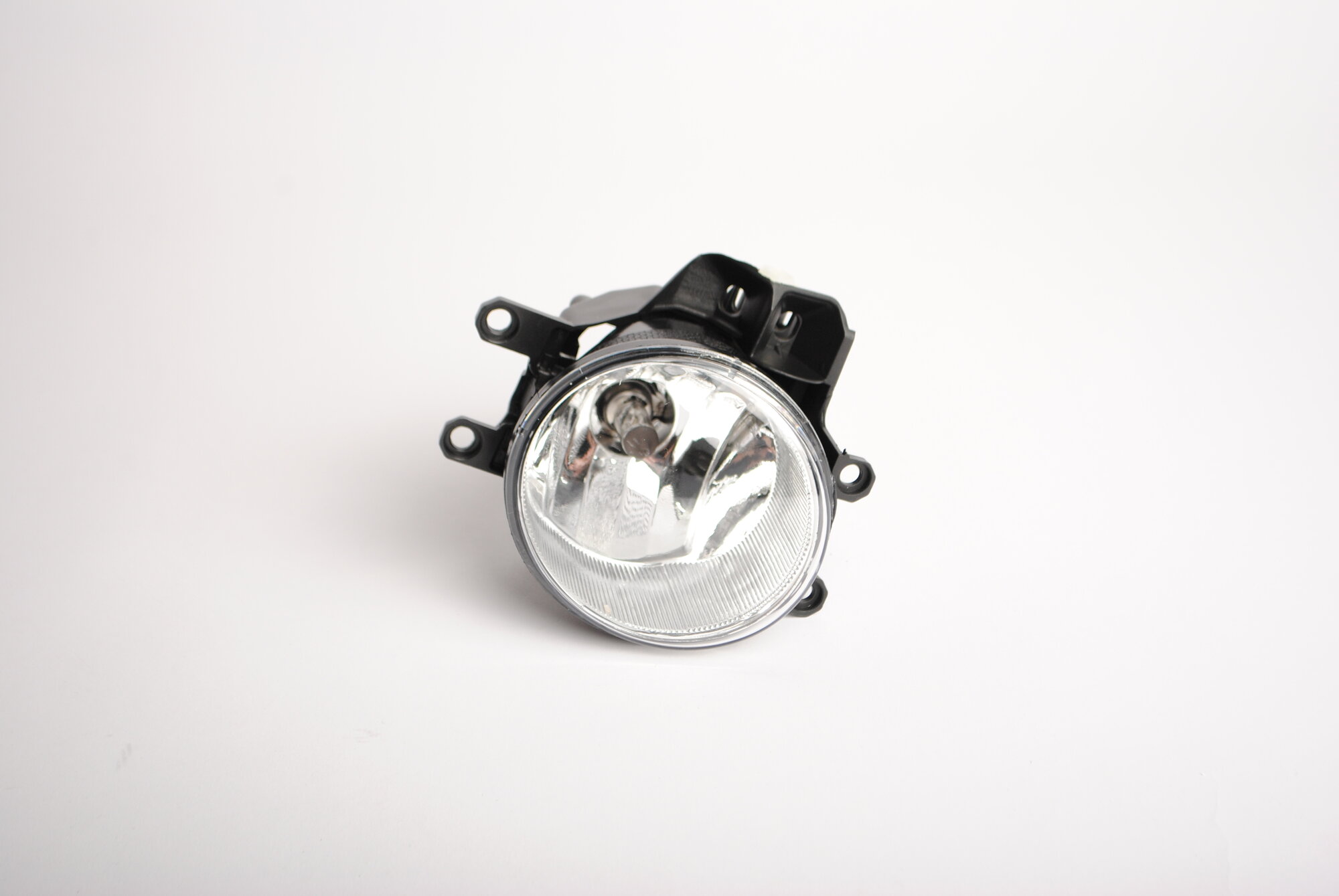 Противотуманная фара 81220-12230 Powertec TOYOTA