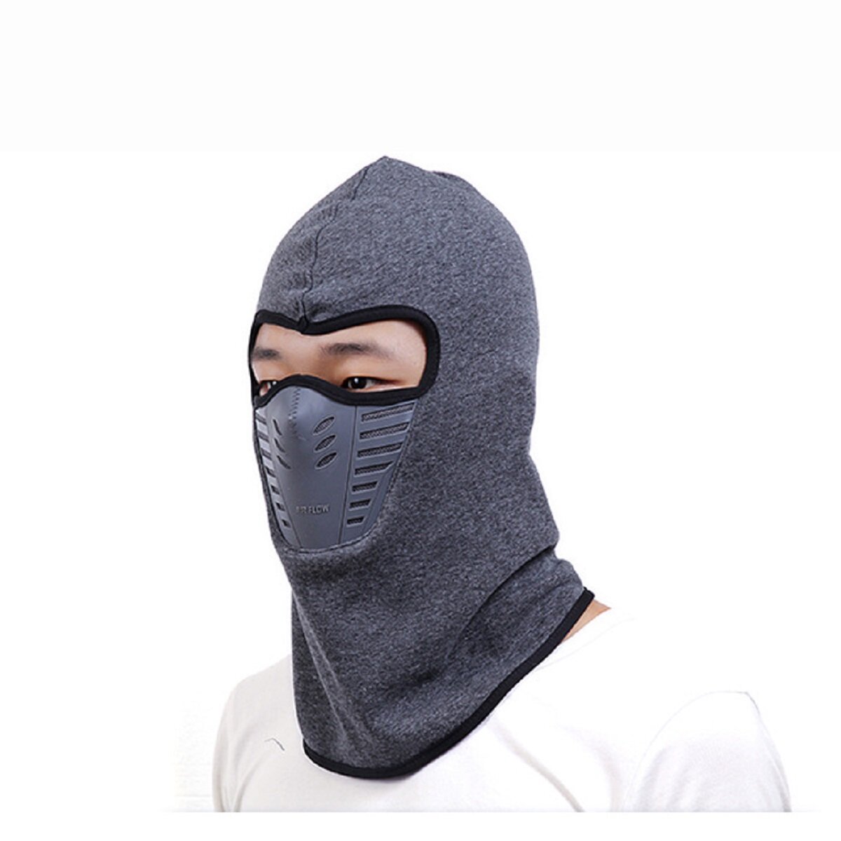 Балаклава тактическая, утепленная, флисовая - это незаменимый аксессуар для любителей активного отдыха и спорта.