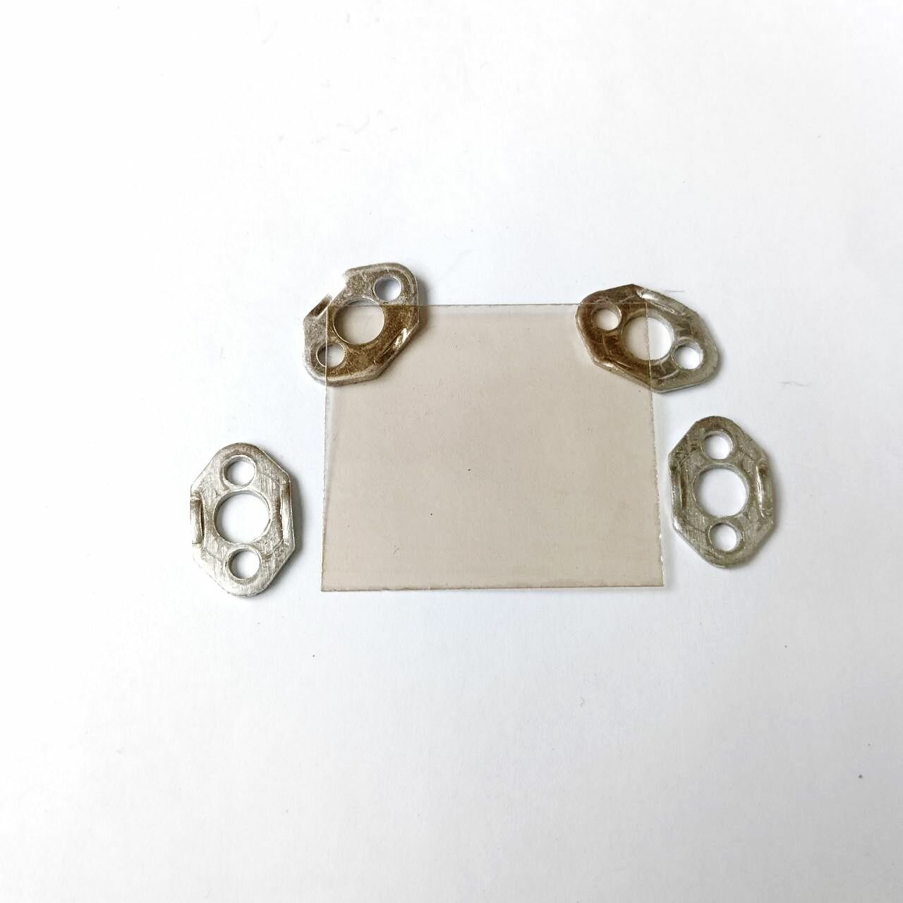 Для диод кд212 крепёж + 40х35х0.08-0.13мм слюда комплект -конструктор