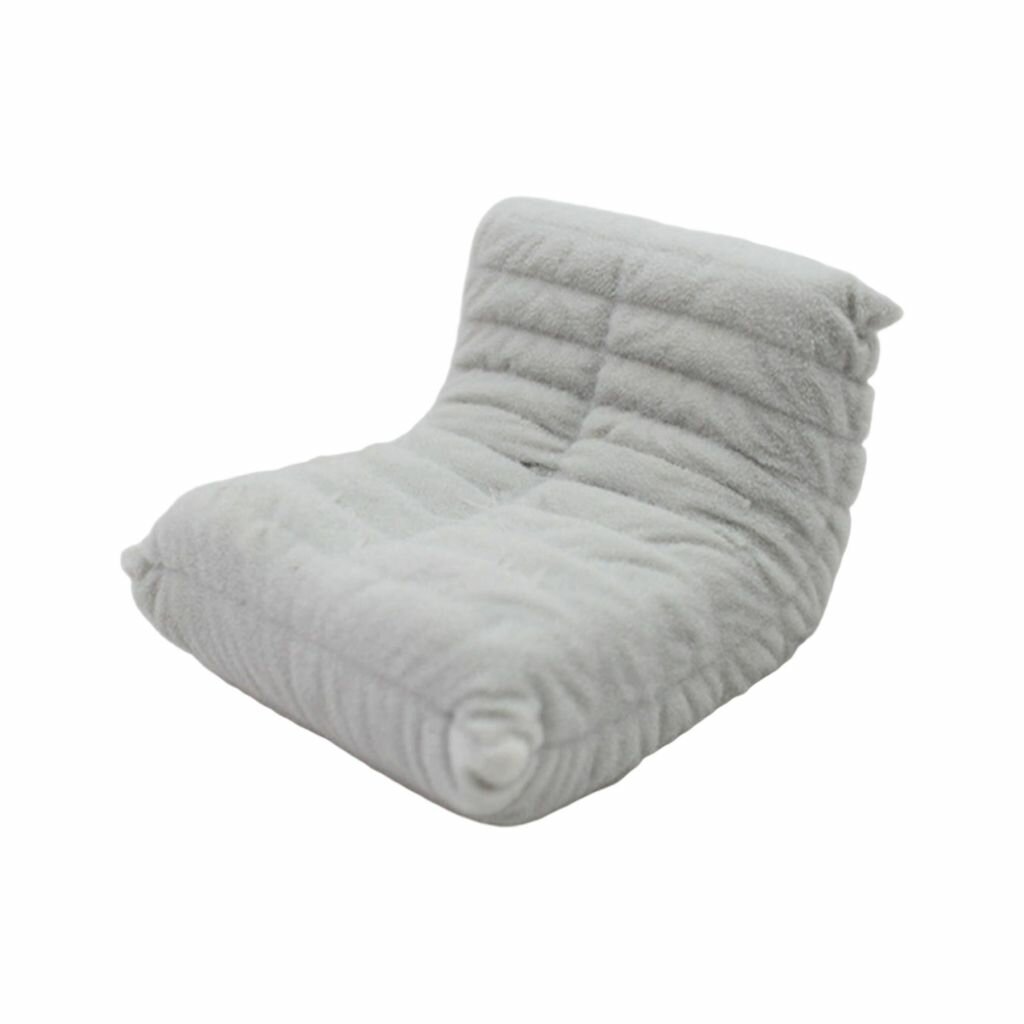 Миниатюрное кресло для кукольного домика 1/12