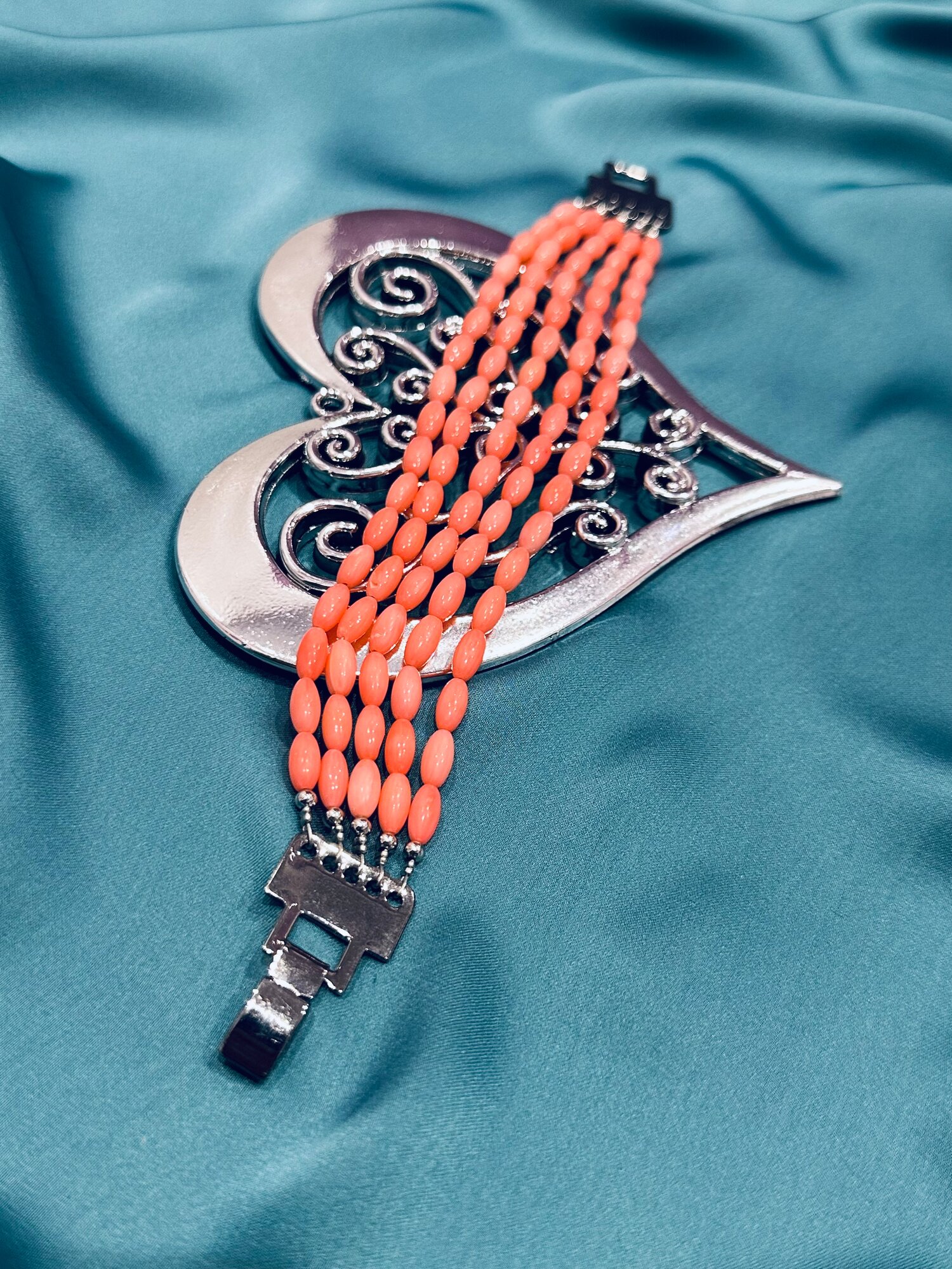 Браслет, коралл