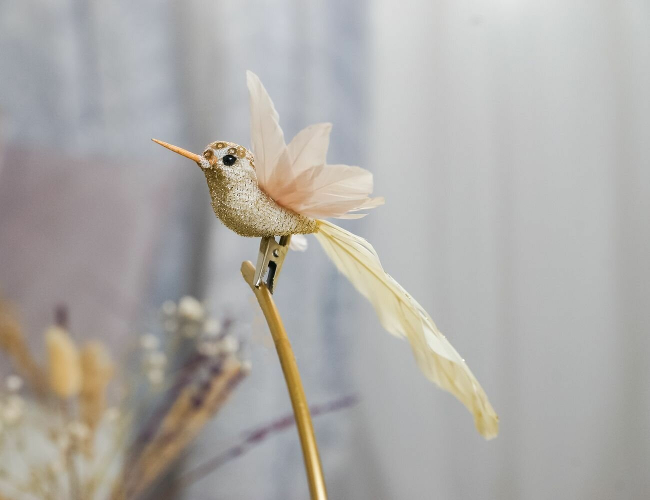 Елочная игрушка колибри - золотой блеск на клипсе, перо, 17 см, Goodwill MC40215-1