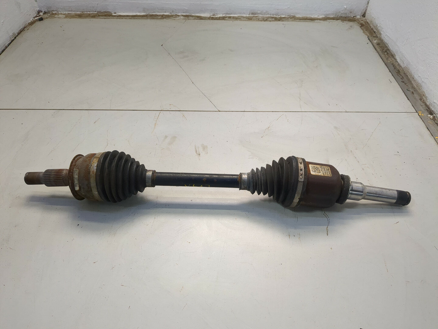 Полуось (вал, шрус) левая передняя GMC Terrain Б/У