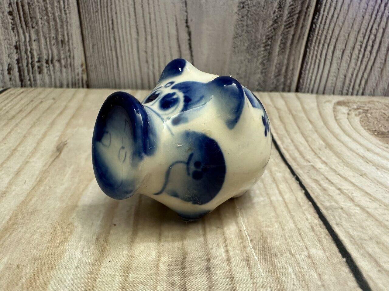 Статуэтка Поросёнок Гжель Фарфор винтаж