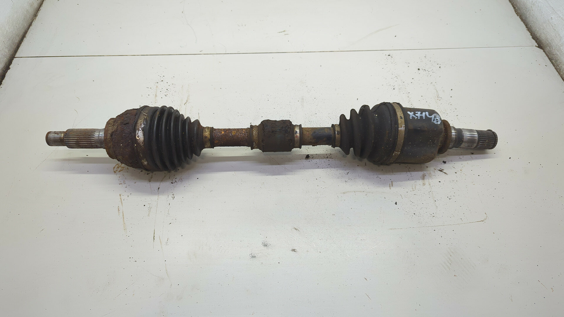 Полуось (вал, шрус) левая передняя Mazda 5 (CR) Б/У