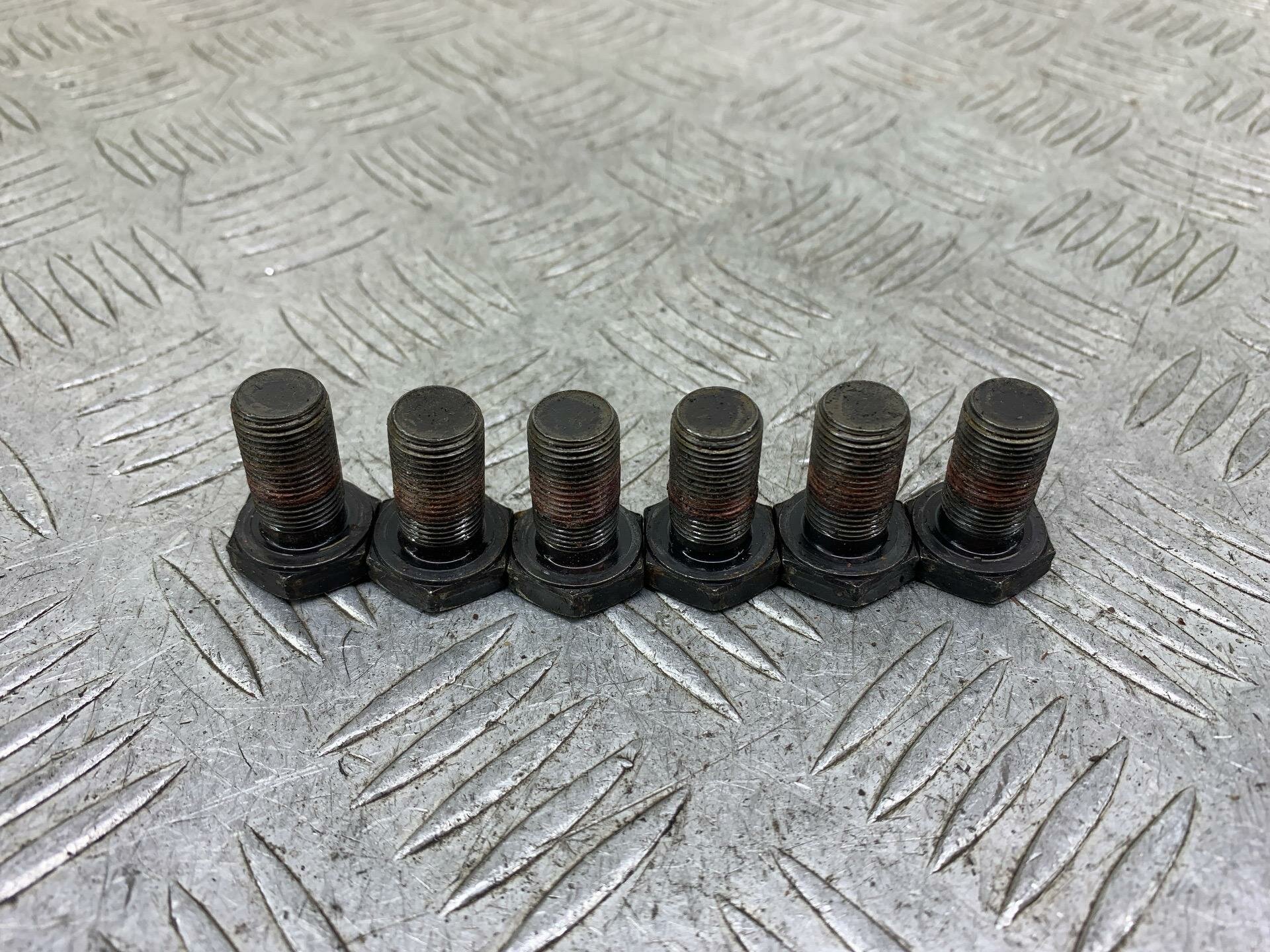 Болт маховика Mazda 6 3 2-й рест. 2020