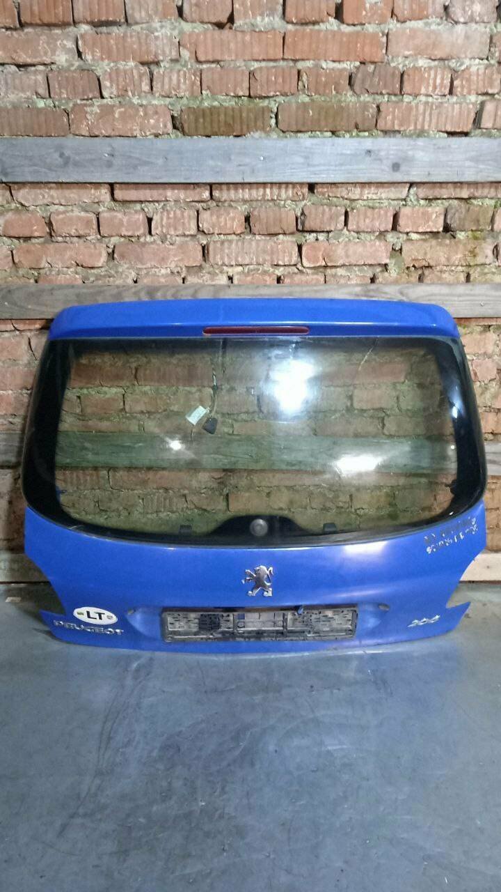 Крышка багажника со стеклом Peugeot 206 рест. 2005