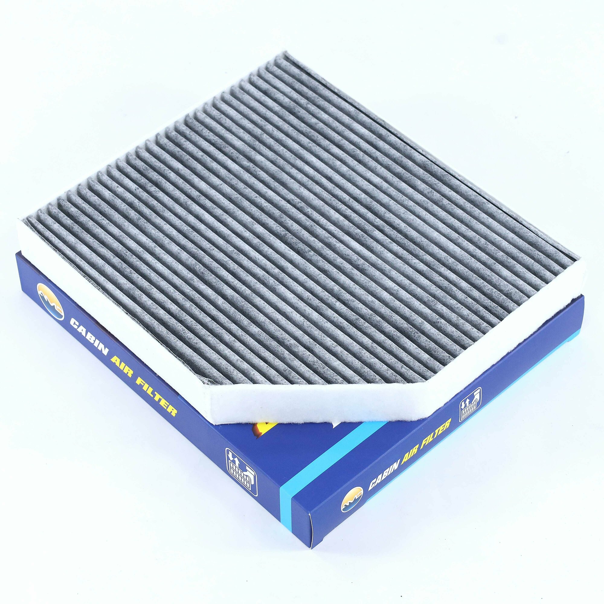 Фильтр салонный 8K0819439A/AMD. FC716C (угольный) AMD