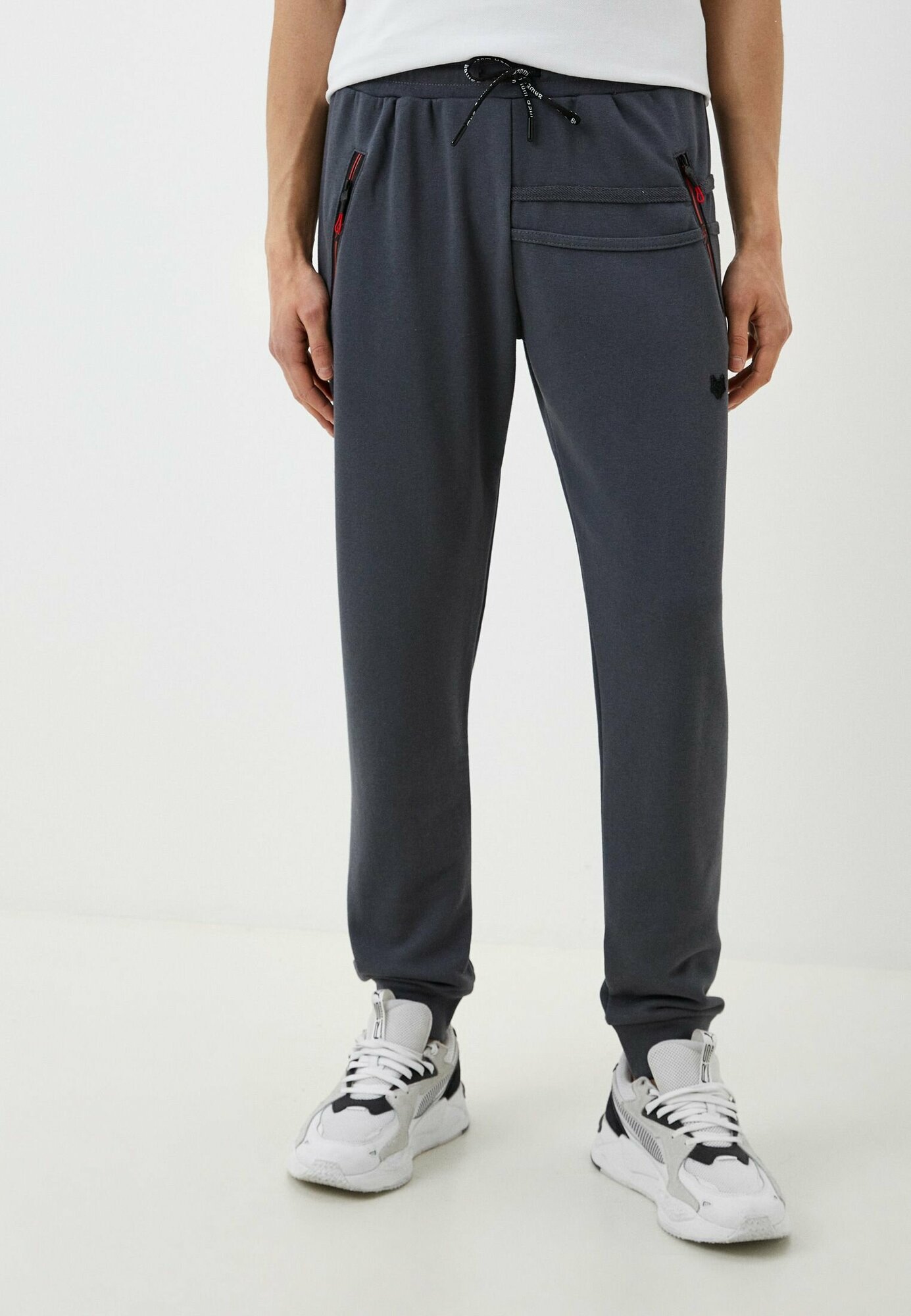 Брюки спортивные