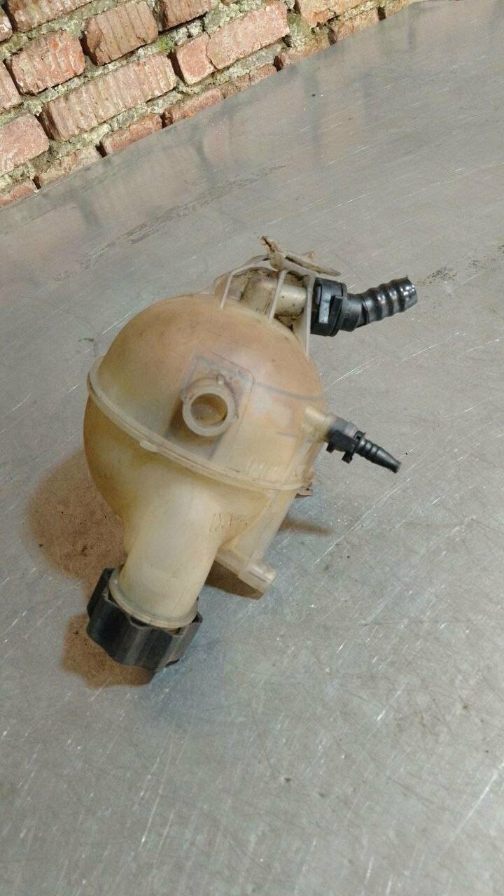 Бачок расширительный Citroen C3 (2002 - 2006) 9639562680