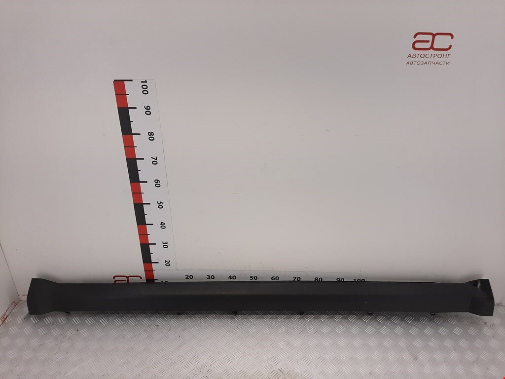 Накладка декоративная на порог правая Dodge Journey (JC) 05178148AH арт. 870365