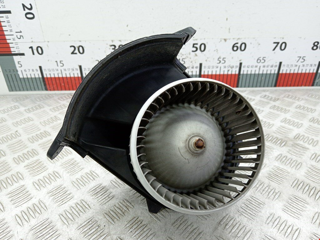 Моторчик печки (вентилятор отопителя) Renault Master 3 7701068992 арт. 2163400