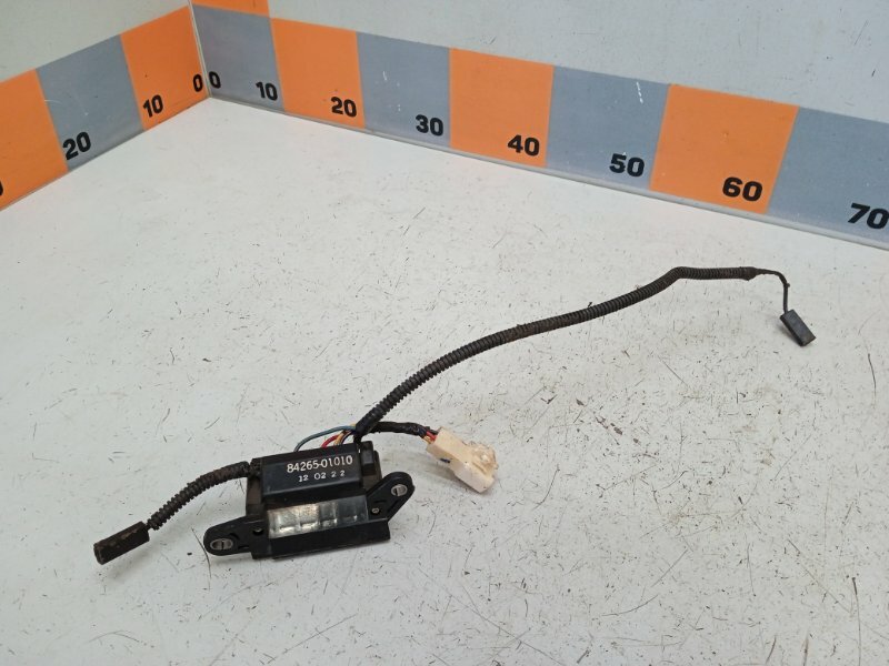 Б/У Тойота Матрикс Е130 Контакт электрический Toyota Matrix 2003 E130, ZZE130, ZZE131 226983 TOYOTA арт. 8426501010