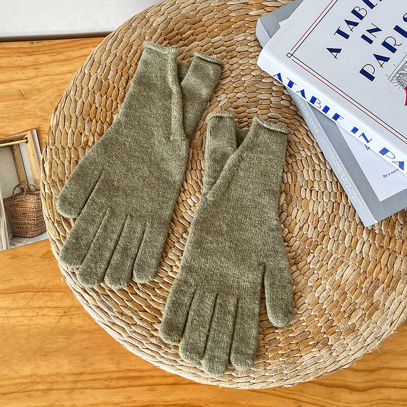 Перчатки для женщин