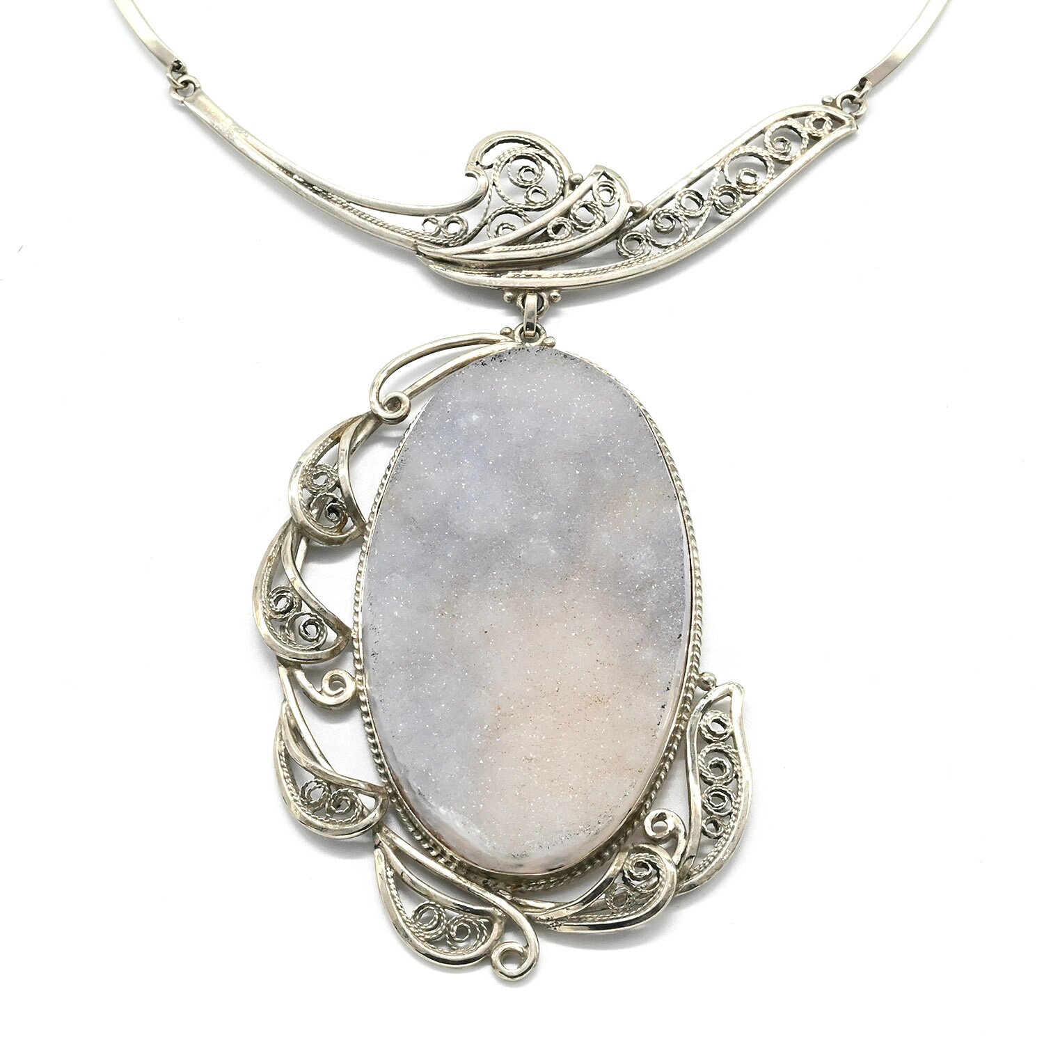 Колье, халцедон