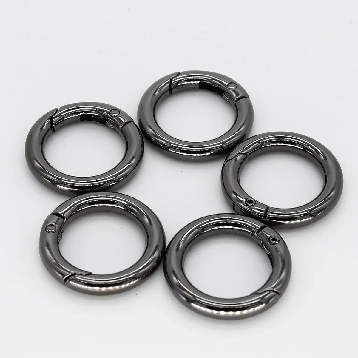 5 шт. Карабины черные Gun Black 18x10.5x3.6mm