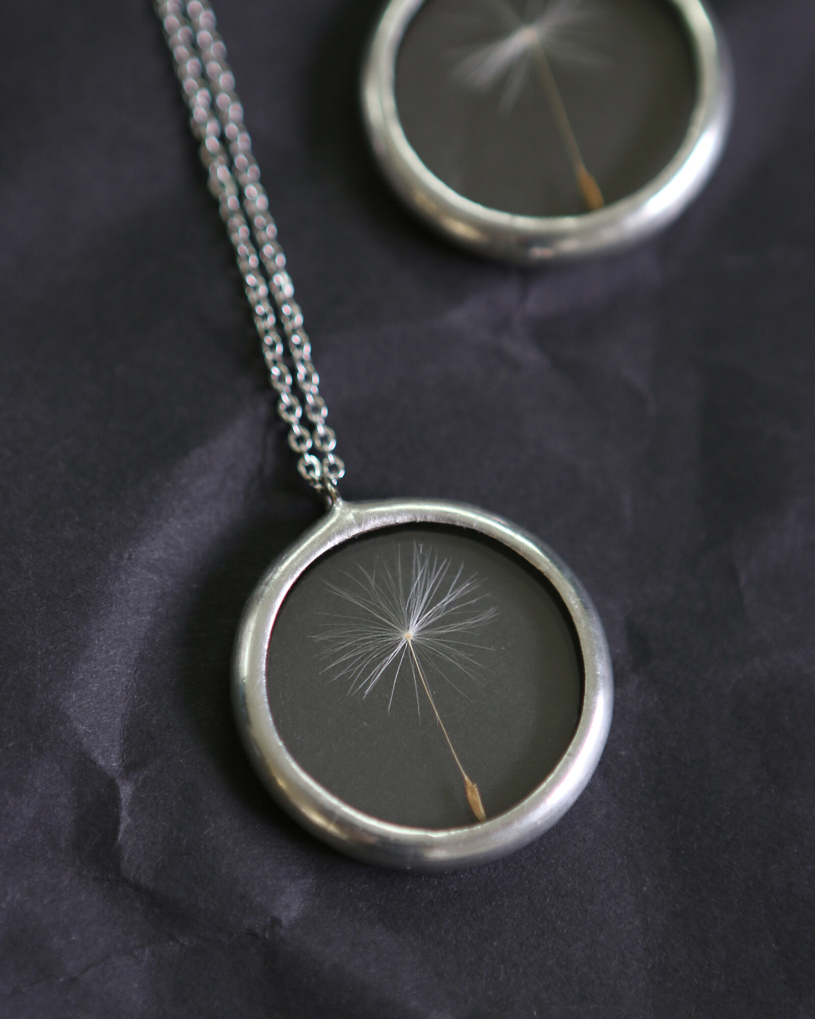 Подвеска, стекло