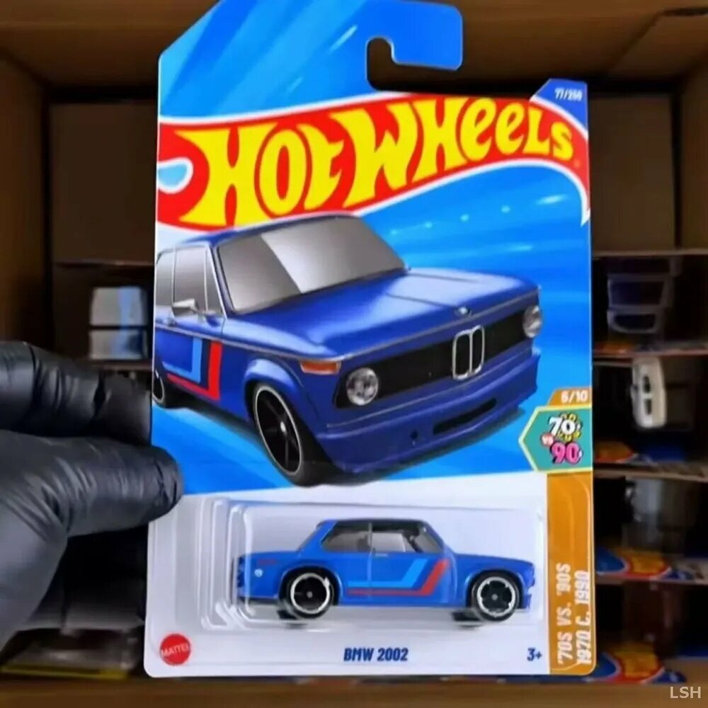 Машинка Hot Wheels 2025 BMW 2002