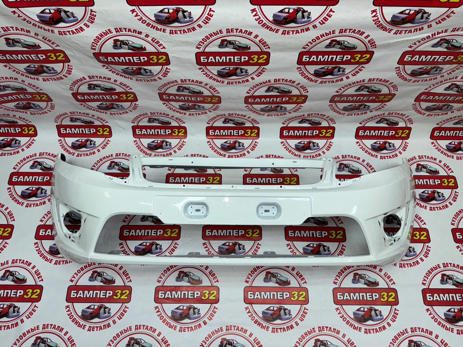 Бампер ВАЗ Лада Гранта 2191 передний, цвет Белое облако