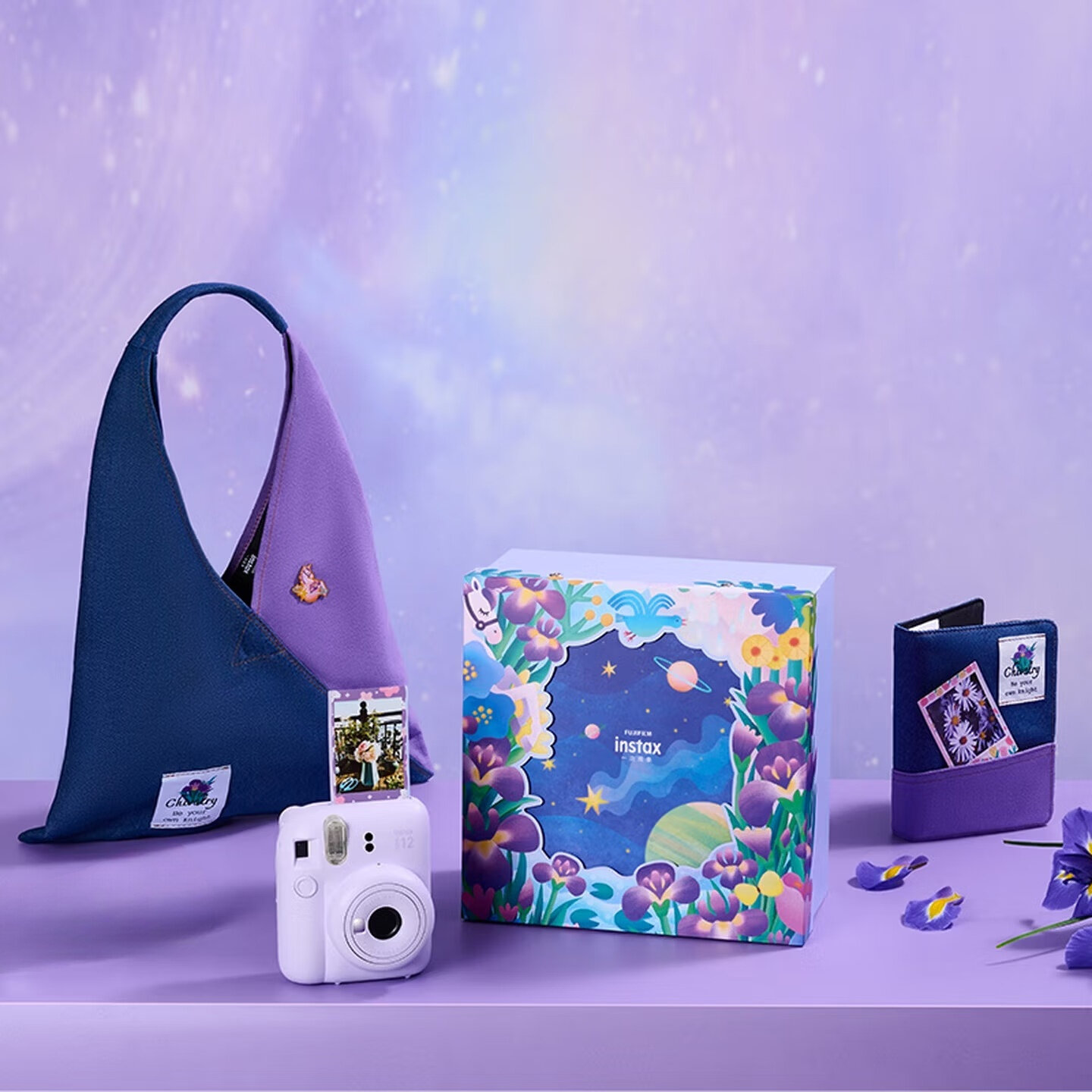 Подарочный набор фотоаппаратов для мгновенной печати FUJIFILM INSTAX Mini 12