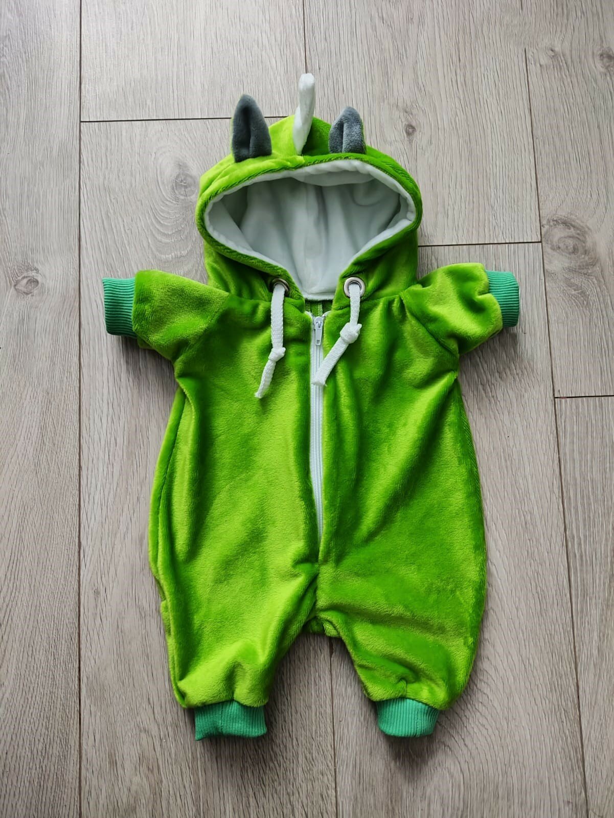 Одежда для игрушек кота Басика и кошечки ЛиЛи. Комбинезон 27см.